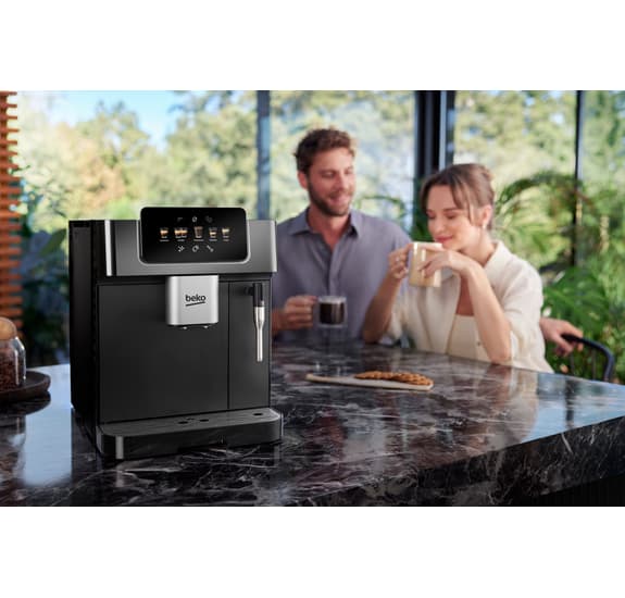 CaffeExperto Bean To Cup Coffee Machine with Steam Wand CEG7302 | Beko UK